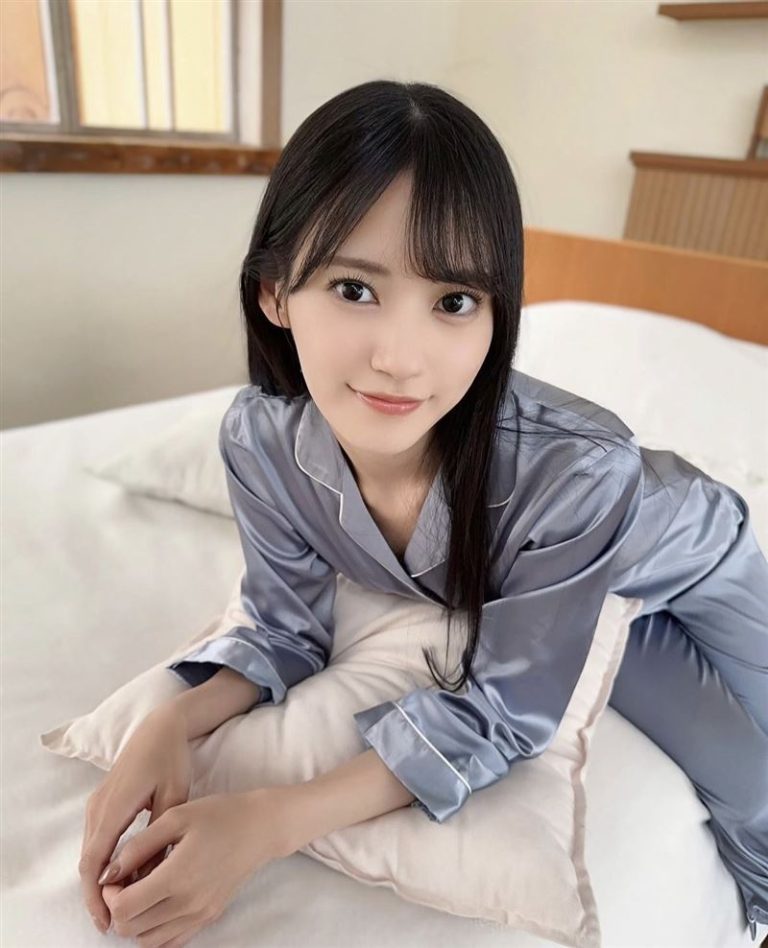 指AV女神太诱人 害AV天王清水健破功犯错 | 红点网 RedDot News